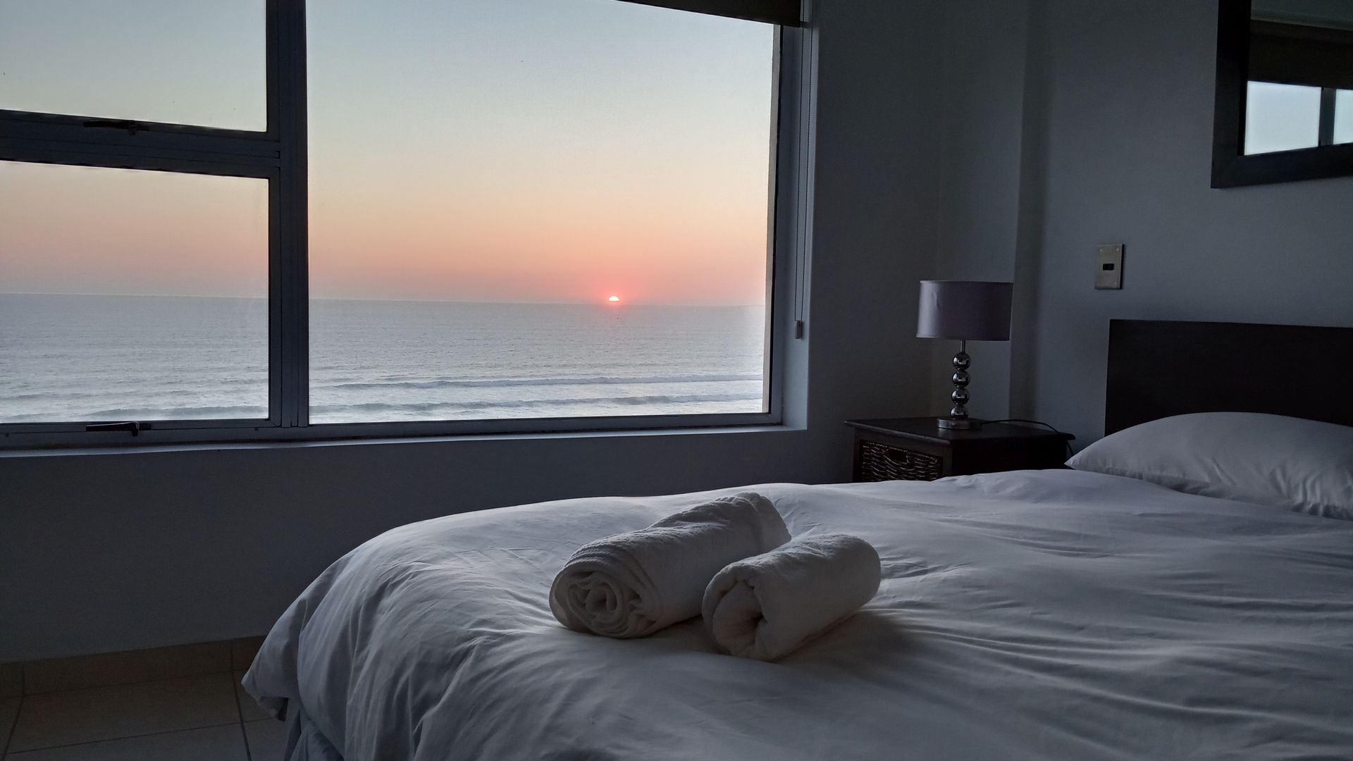 Sunset view from the main bedroom - CoworKite